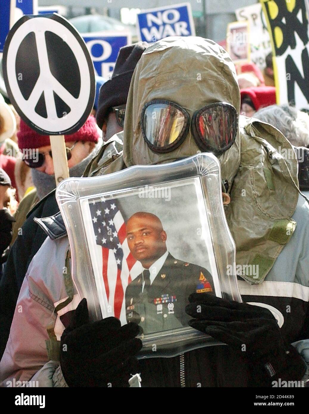 Anti gulf war protest hi-res stock photography and images - Alamy