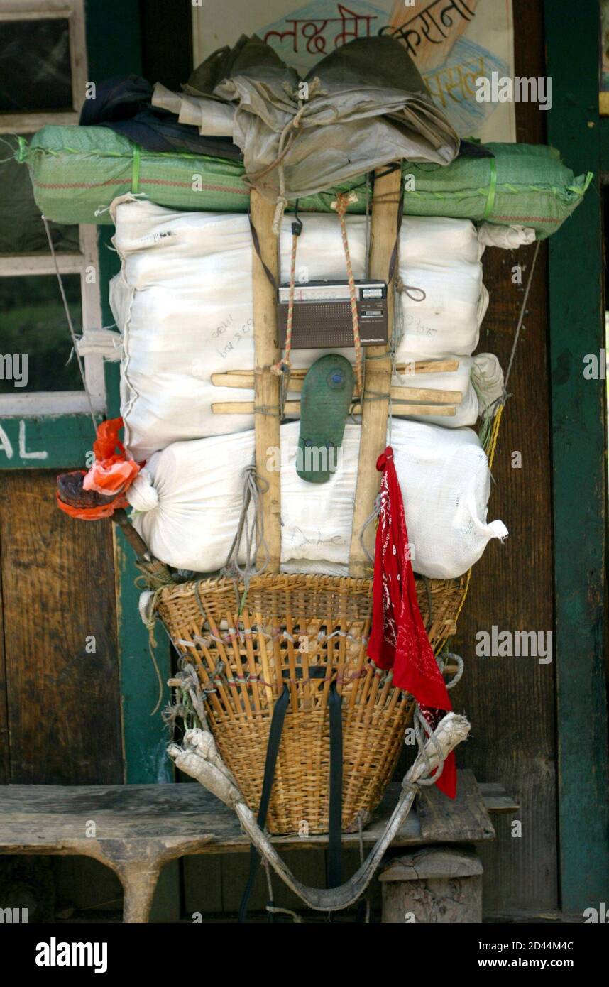 Porter and basket hi-res stock photography and images - Alamy