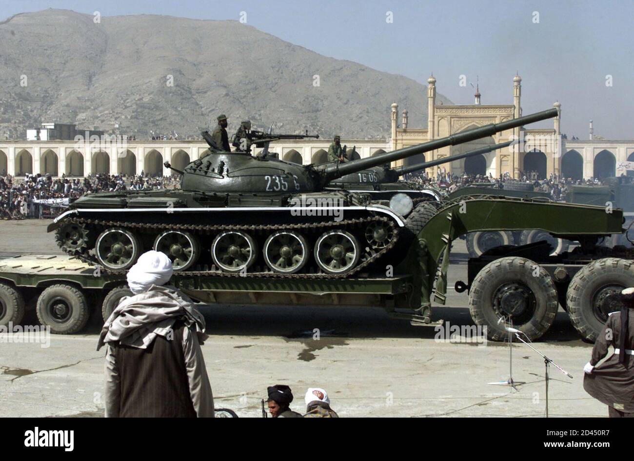 Onlookers movement hi-res stock photography and images - Alamy