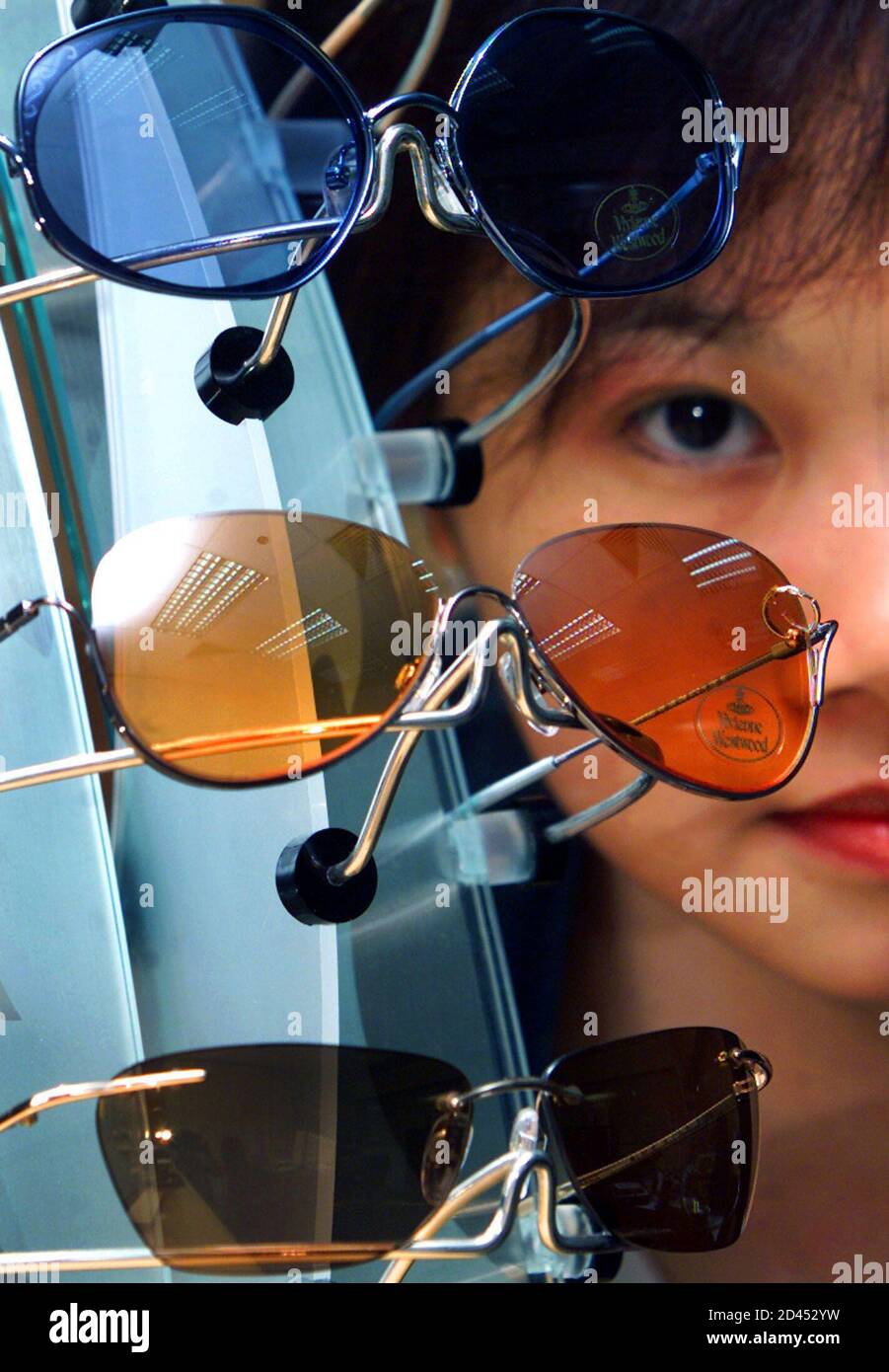 Hong kong iris hi-res stock photography and images - Alamy