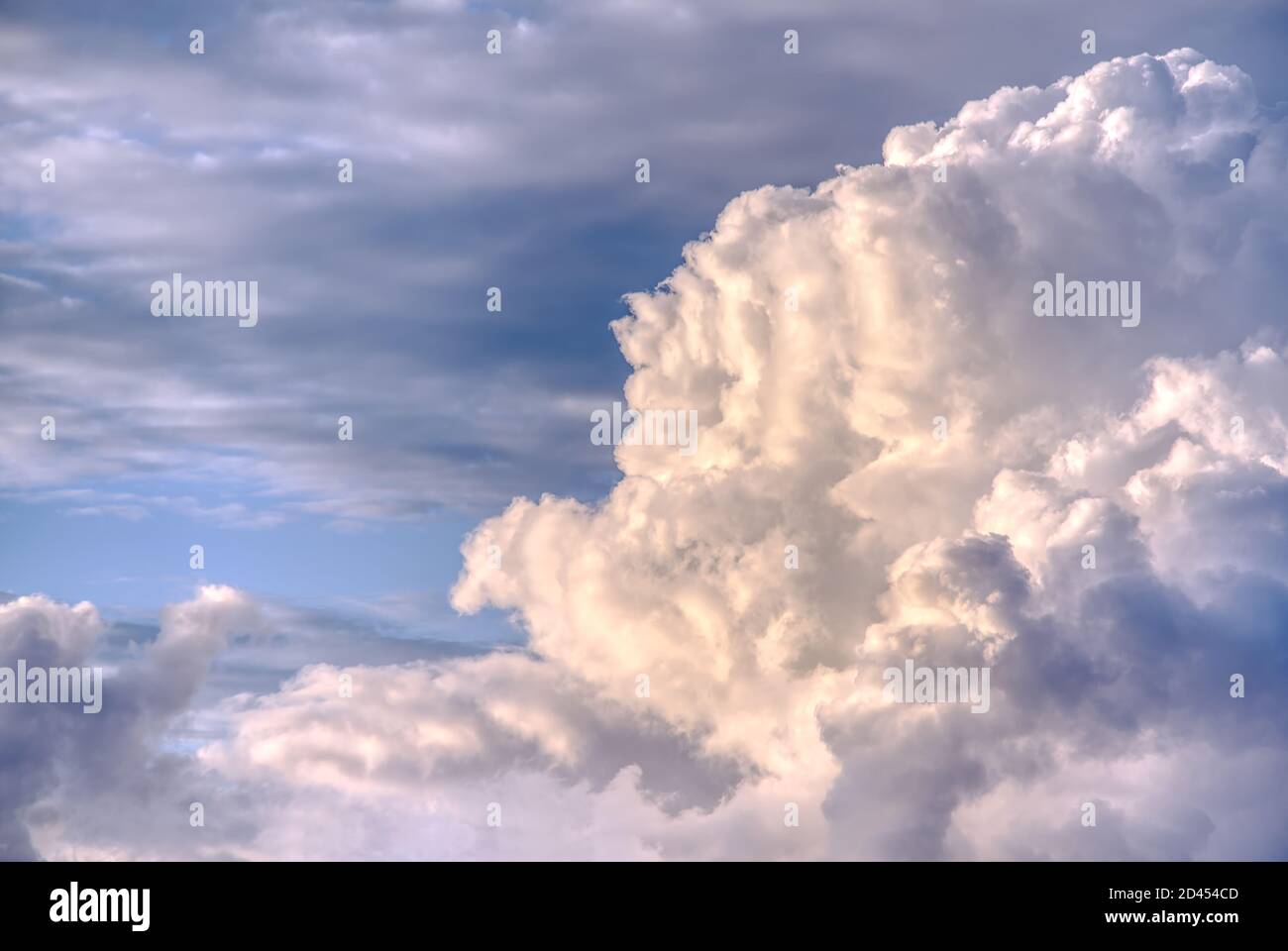 Cloudy sky nice weather hi-res stock photography and images - Alamy