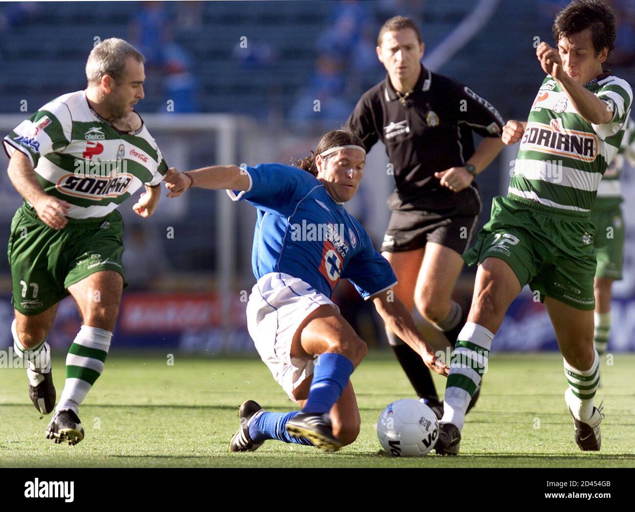 Mexican cruz azul soccer player hi-res stock photography and images - Alamy