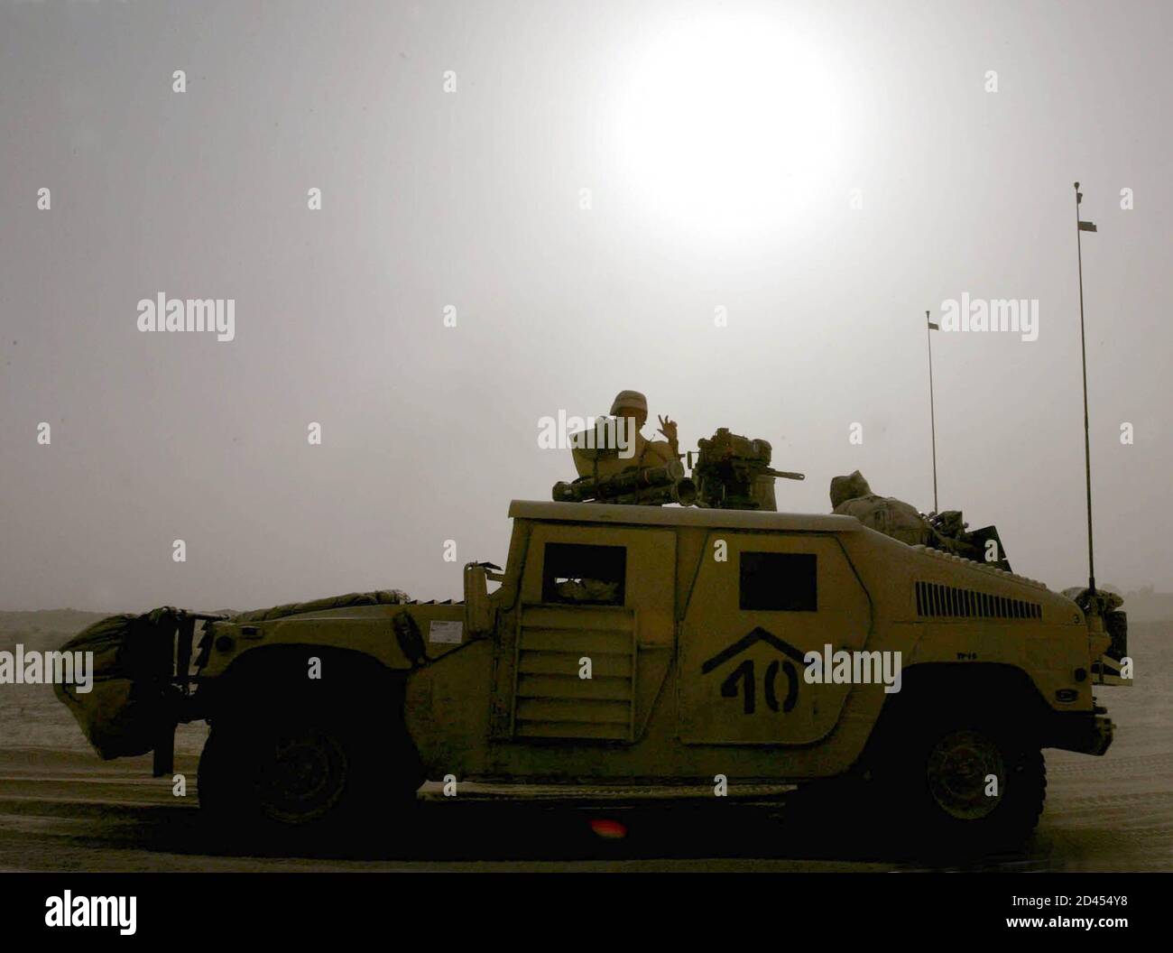 Us humvees in iraq hi-res stock photography and images - Alamy