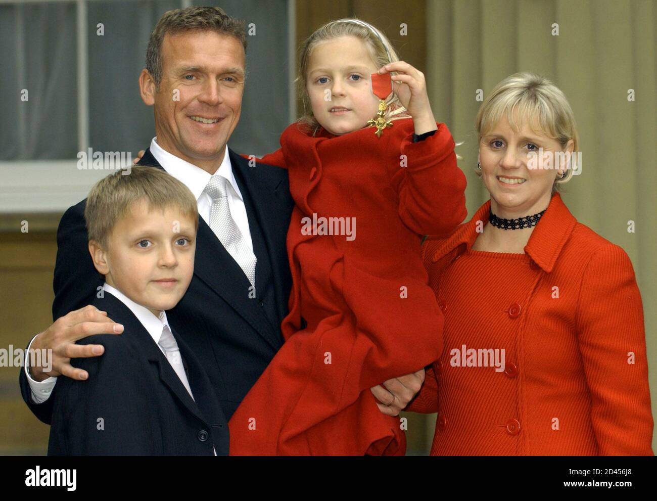 Alec stewart surrey with hi-res stock photography and images - Alamy