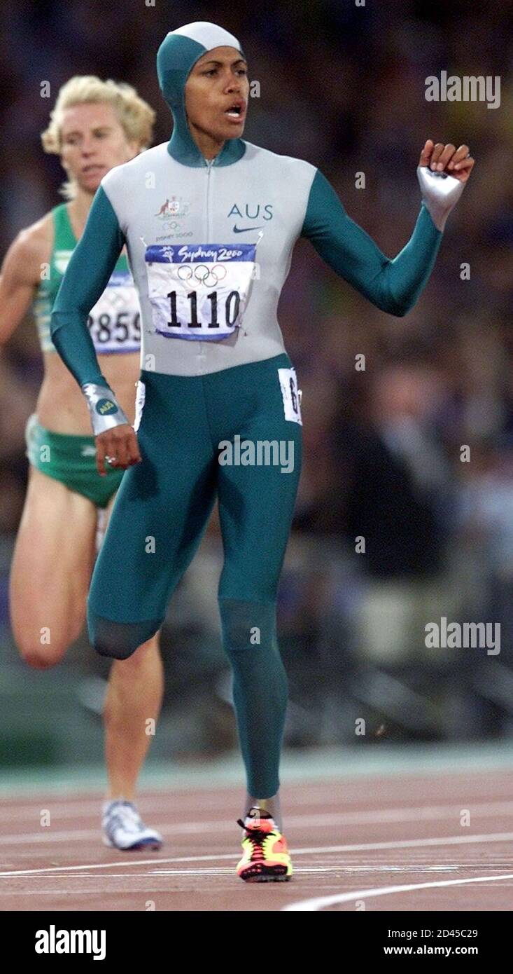 Cathy freeman 400m hi-res stock photography and images - Alamy