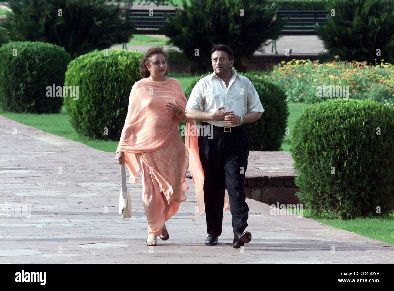 Pakistan president pervez musharraf wife hi-res stock photography and ...