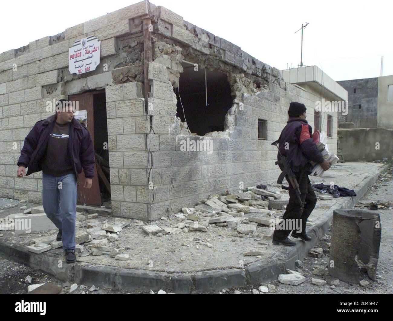 Ramallah headquarters 2001 hi-res stock photography and images - Alamy