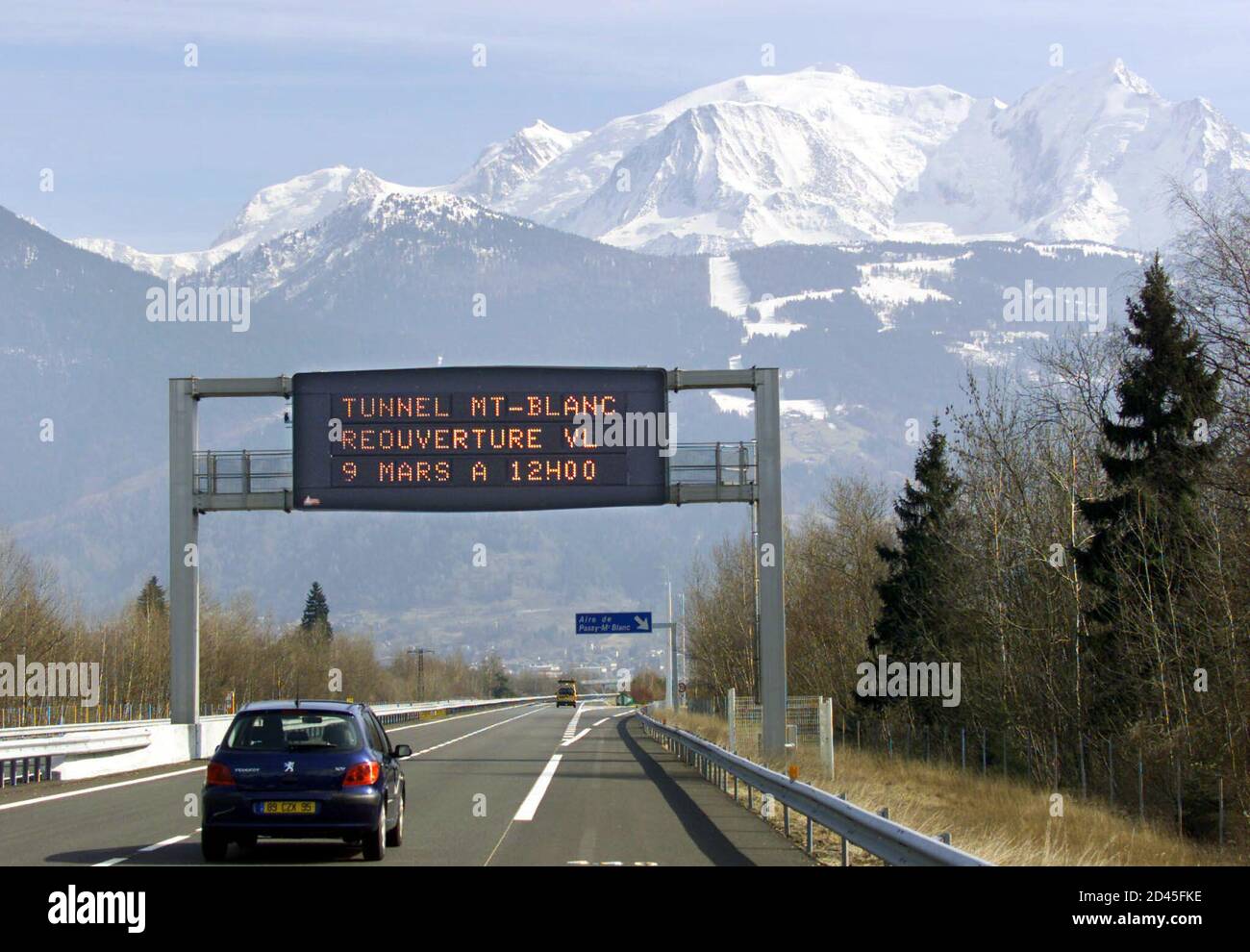 Italy motorway sign hi-res stock photography and images - Alamy