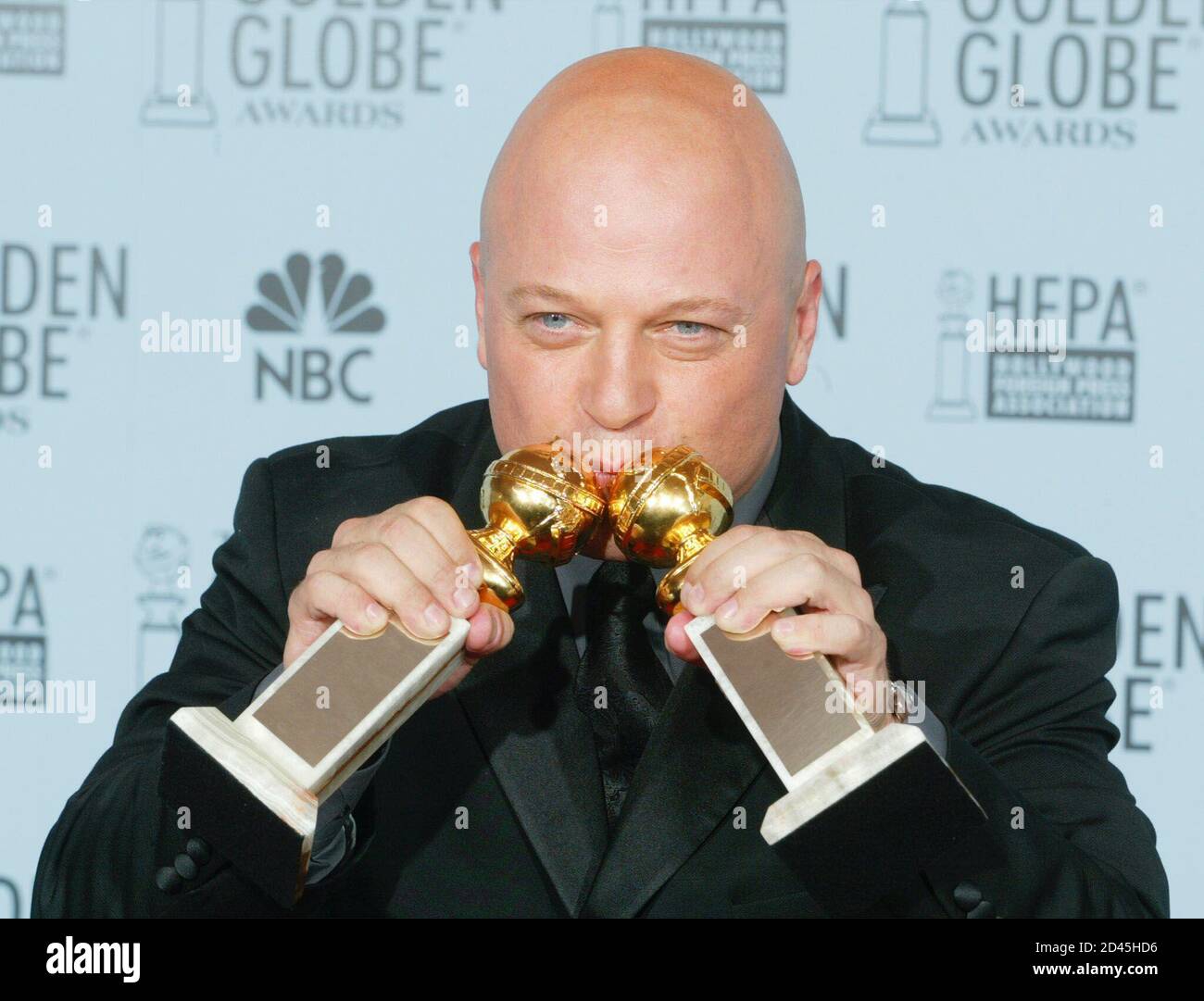 Michael chiklis the shield hi-res stock photography and images - Alamy