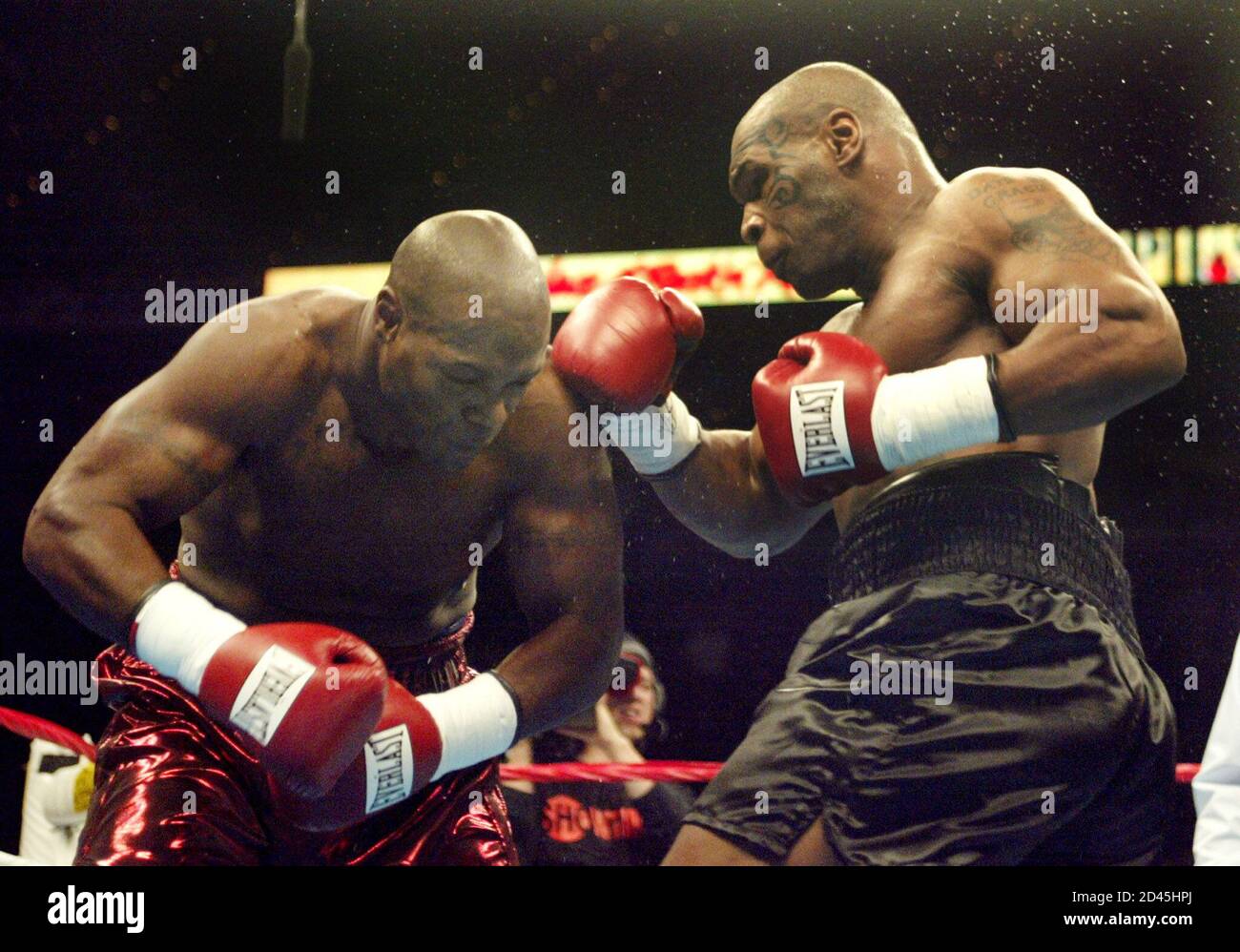 Mike tyson boxing match hi-res stock photography and images - Alamy