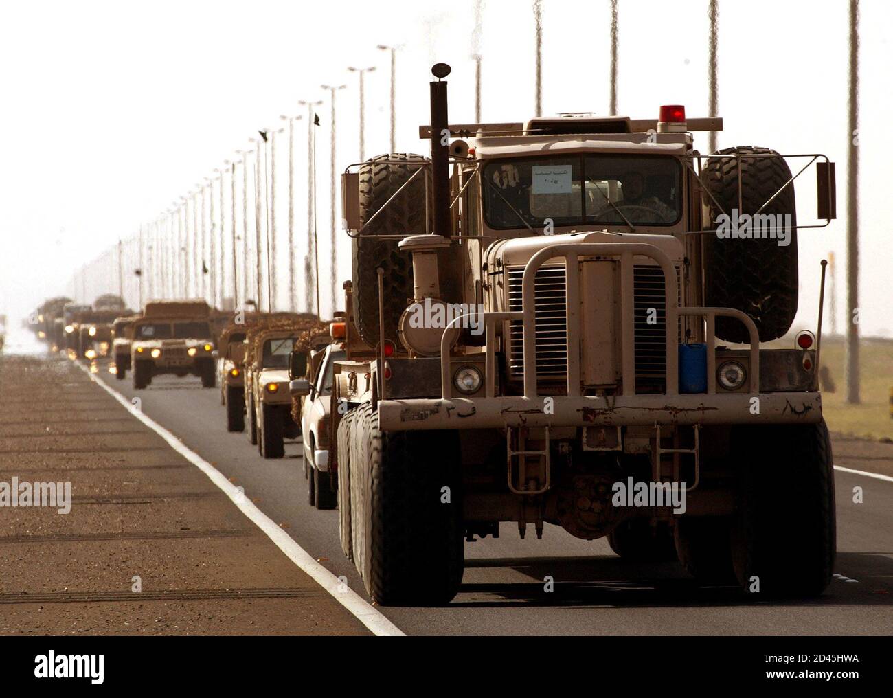 4 way crossing hi-res stock photography and images - Alamy