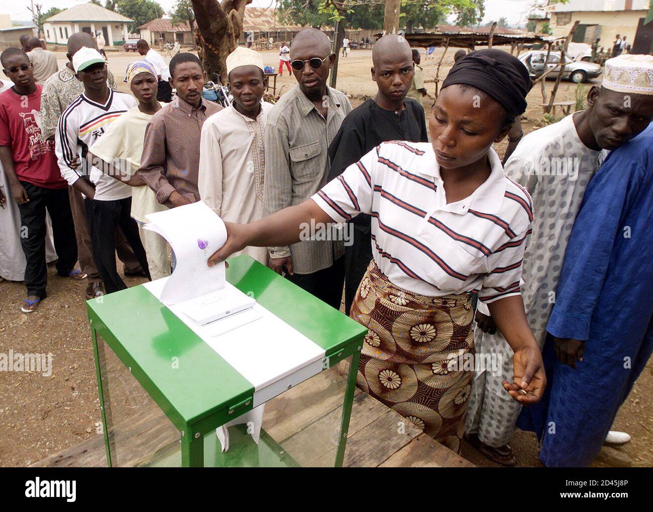 Nigerian parliamentary elections hi-res stock photography and images ...