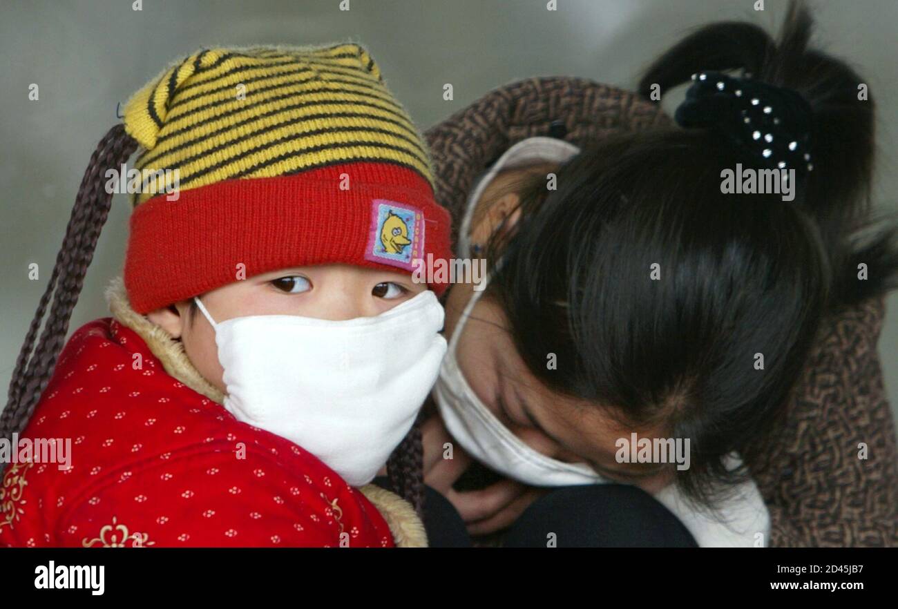 Severe acute respiratory system hi-res stock photography and images - Alamy