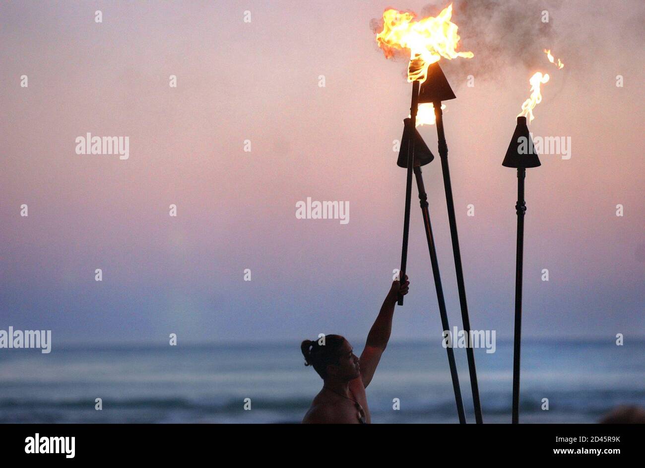 Tiki torches hawaii hi-res stock photography and images - Alamy