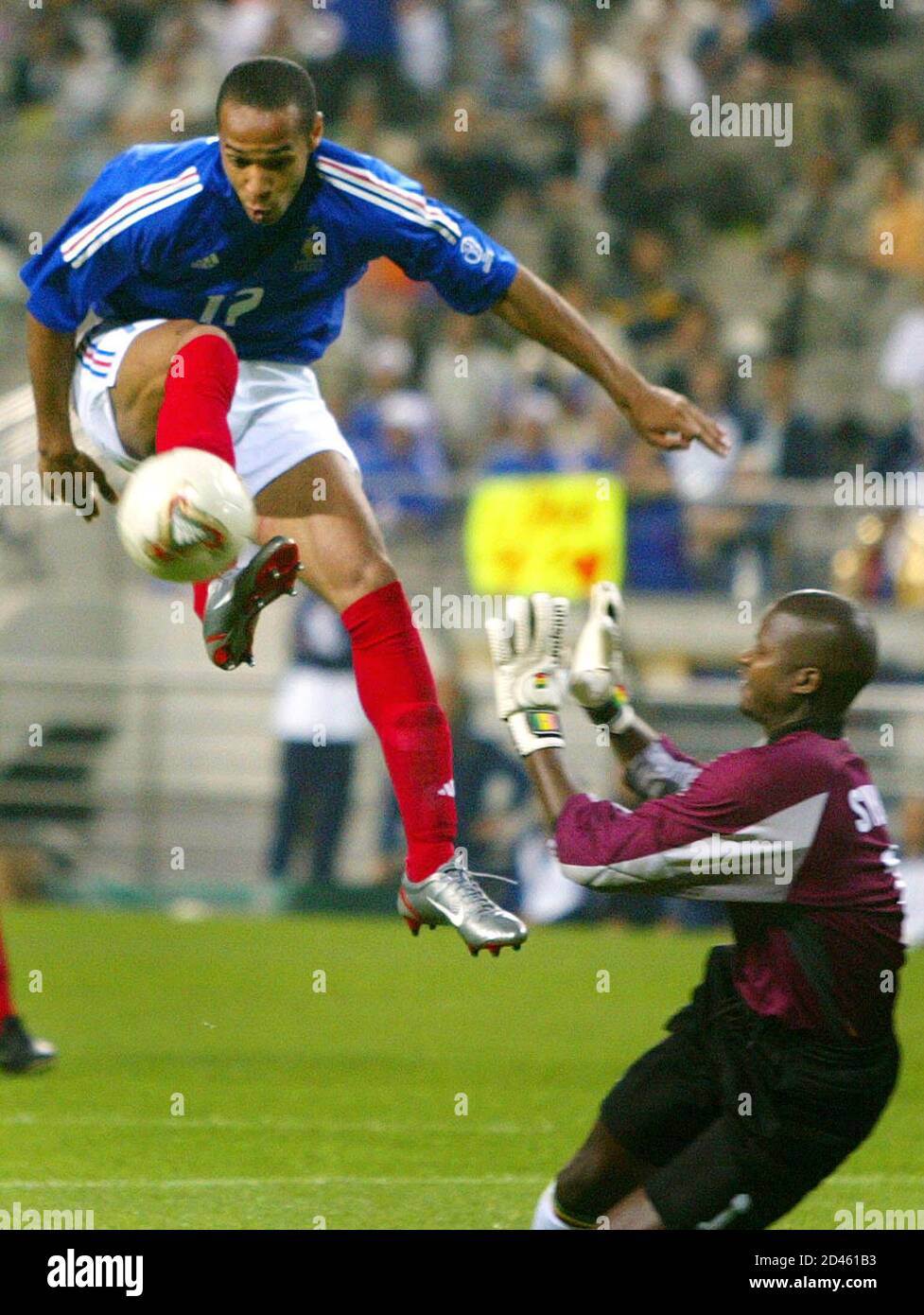 Senegals goalkeeper tony sylva hi-res stock photography and images - Alamy
