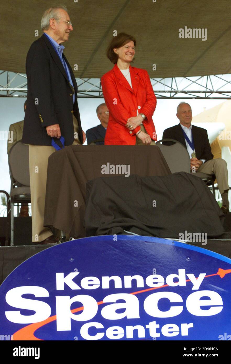 Apollo 13 ride hi-res stock photography and images - Alamy