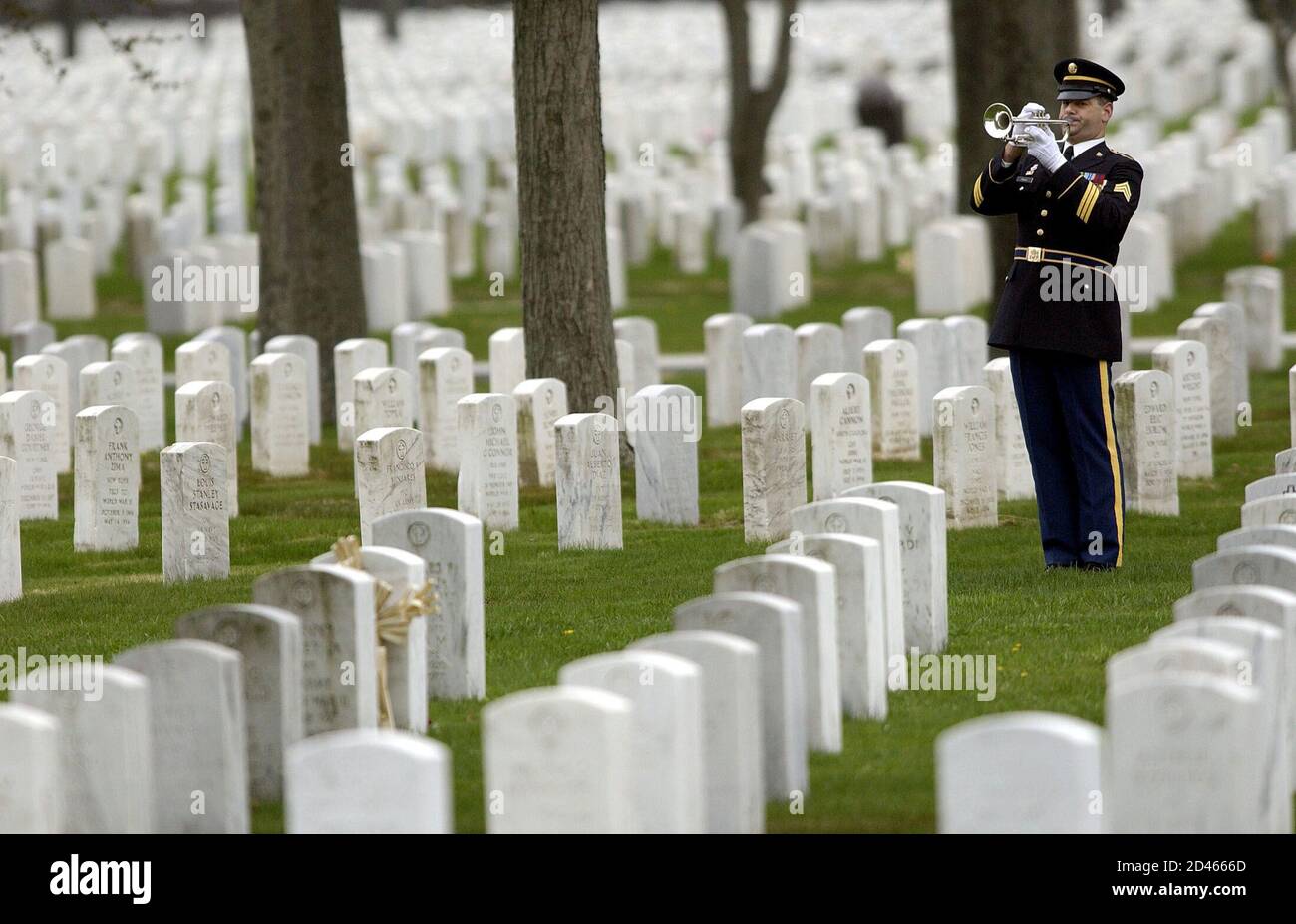 U s army 1st sgt mario hi-res stock photography and images - Alamy