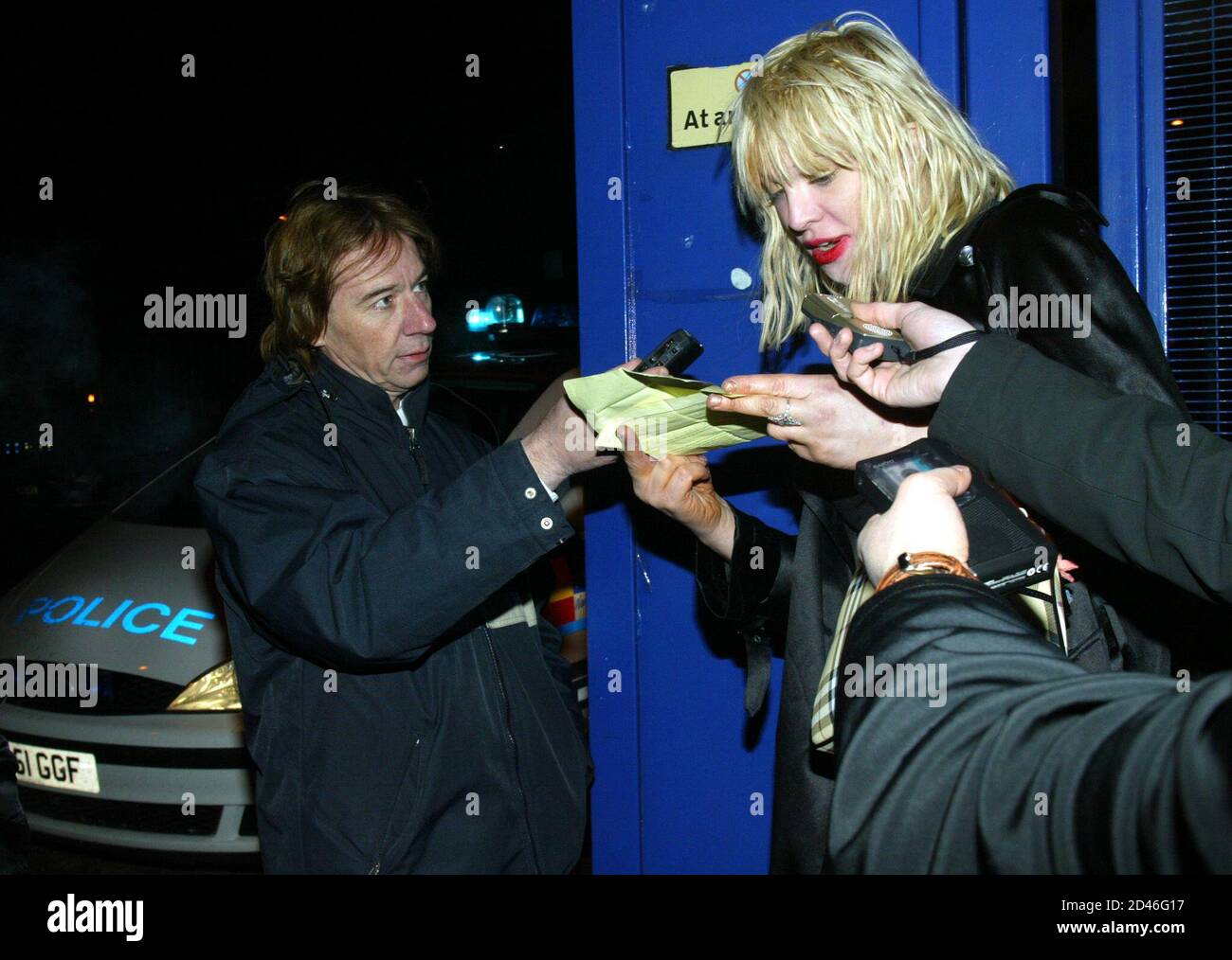 Lead singer hole hi-res stock photography and images - Alamy