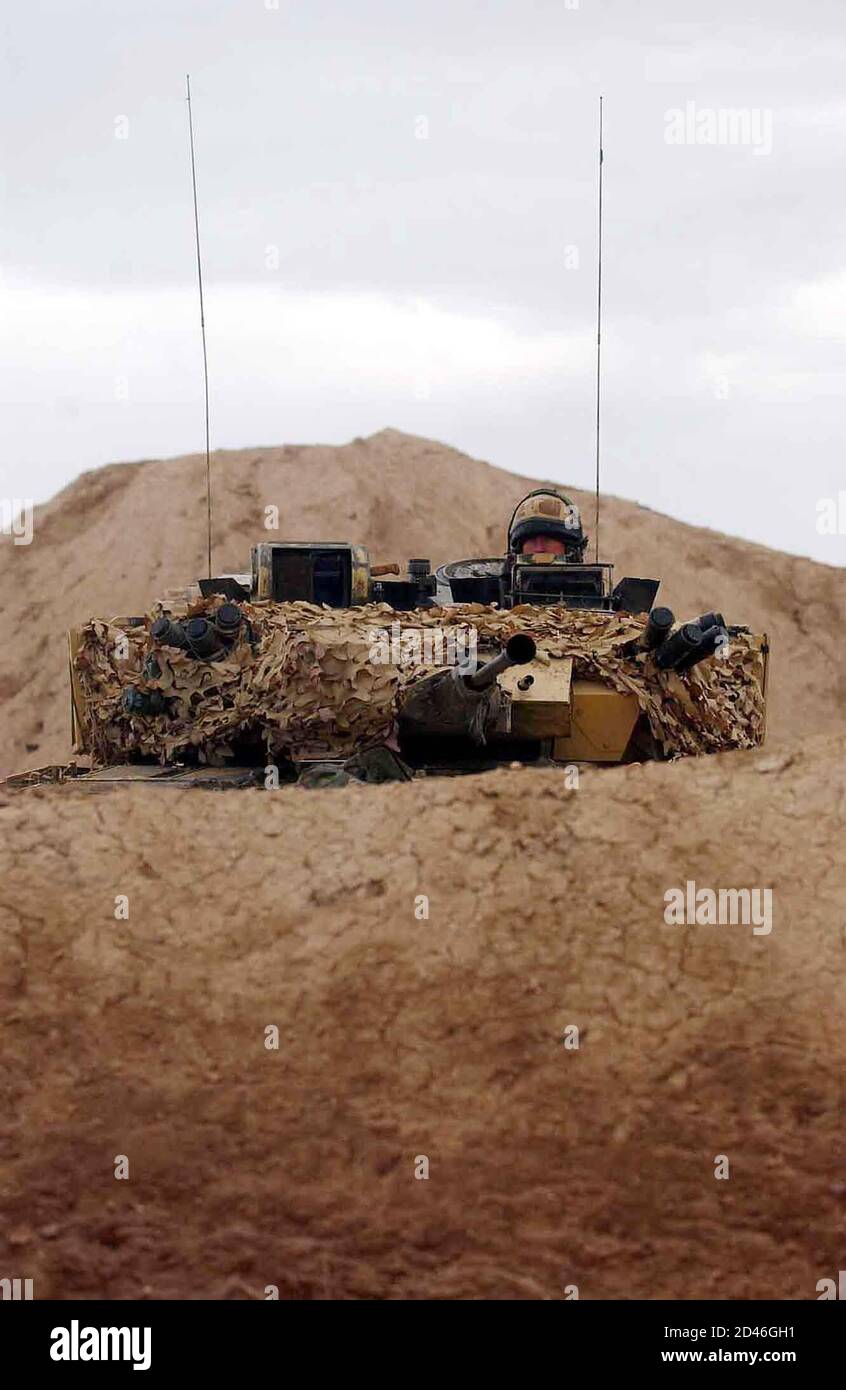 Scimitar tank hi-res stock photography and images - Alamy