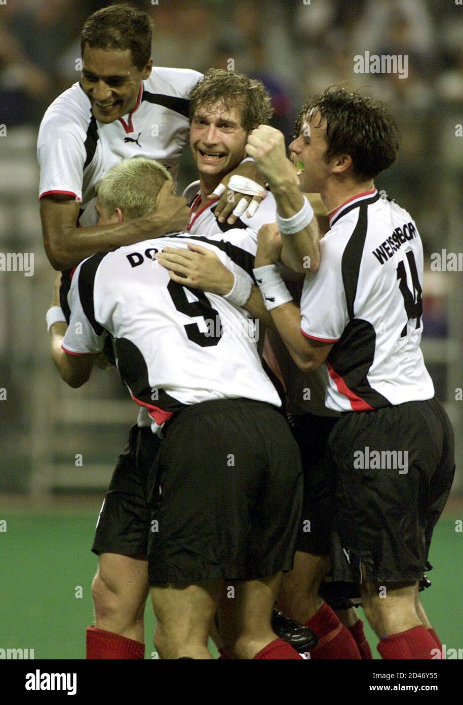 Hockey world cup trophy hi-res stock photography and images - Alamy