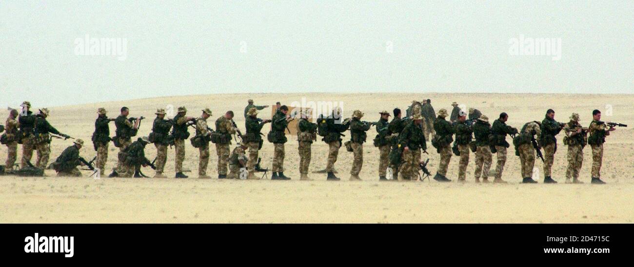 British royal marine commandos iraq hi-res stock photography and images ...