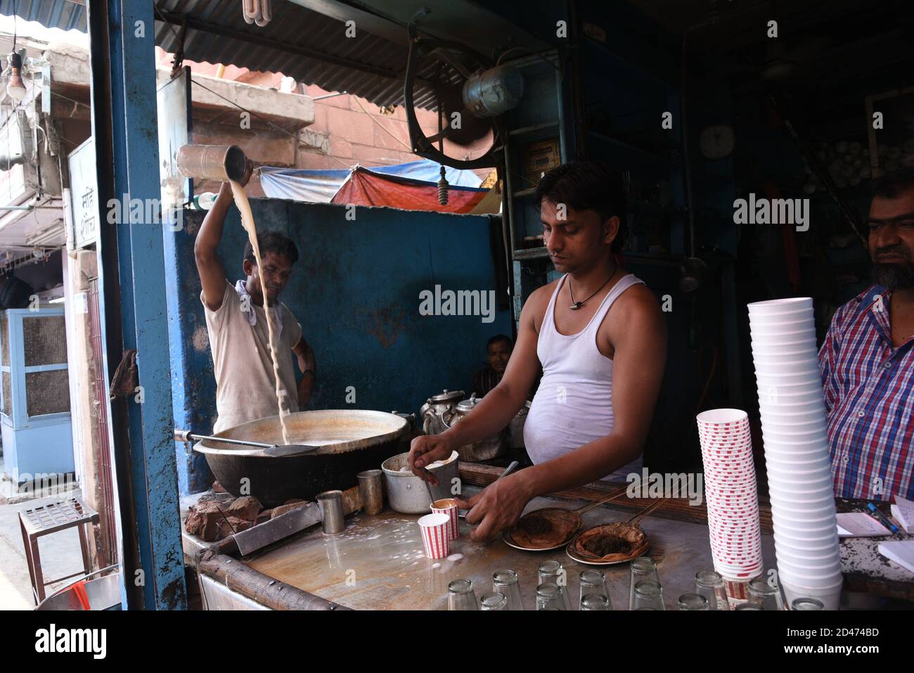 Old Delhi Indian men selling street food Indian chaiwala popular ...