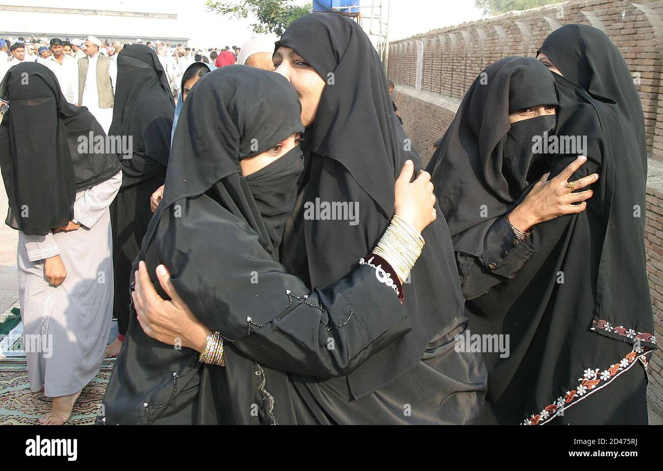 End of fasting hi-res stock photography and images - Alamy