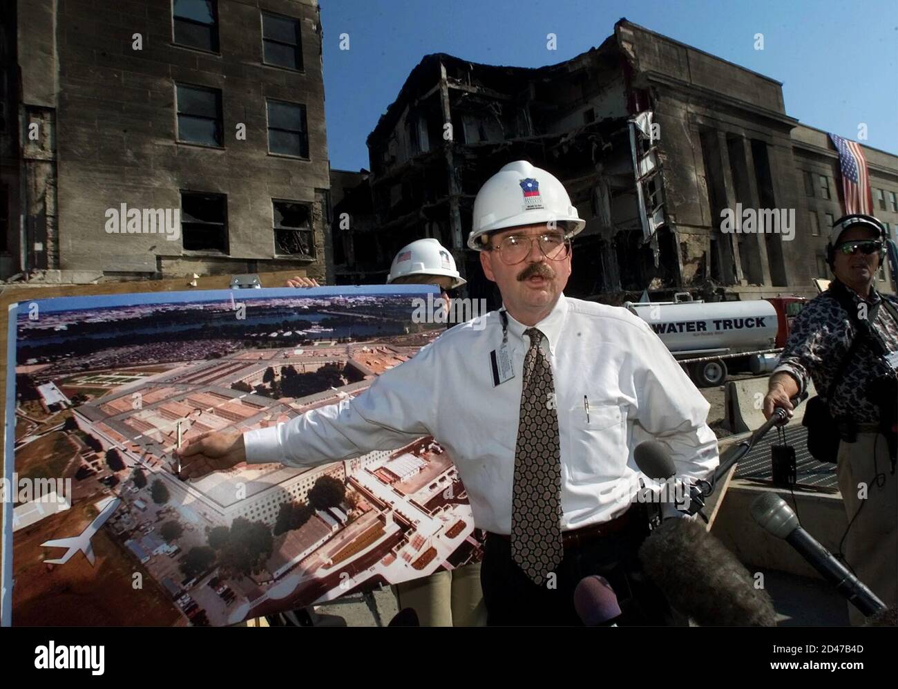 Construction of the pentagon hi-res stock photography and images - Alamy