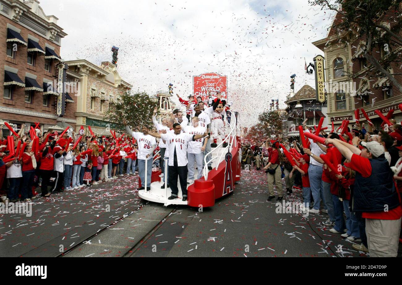 Anaheim angels baseball hi-res stock photography and images - Alamy