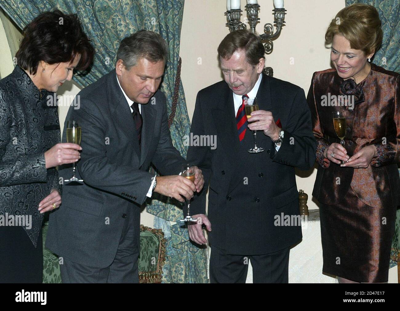 Outgoing river hi-res stock photography and images - Alamy