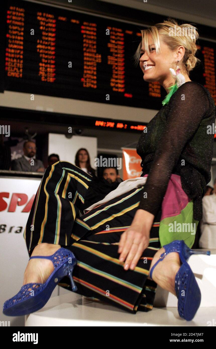 Grendene shoes hi-res stock photography and images - Alamy