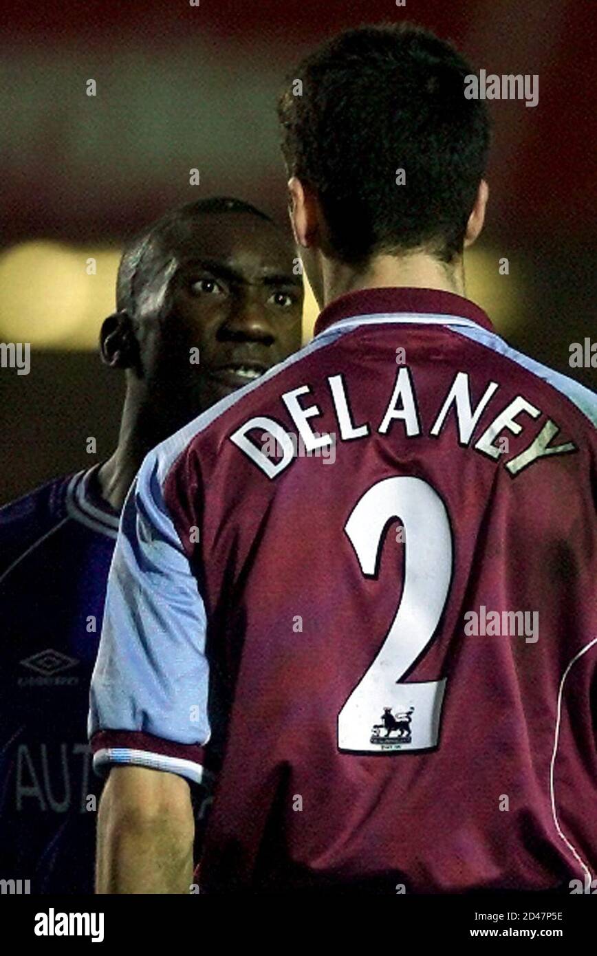 Hasselbaink chelsea 2001 hi-res stock photography and images - Alamy