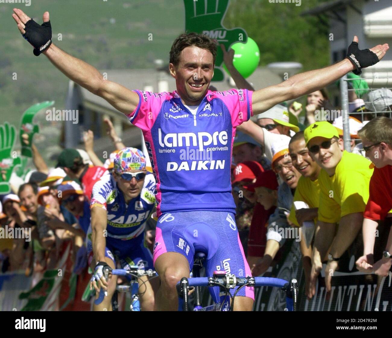 Gilberto simoni italian cyclist hi-res stock photography and images - Alamy