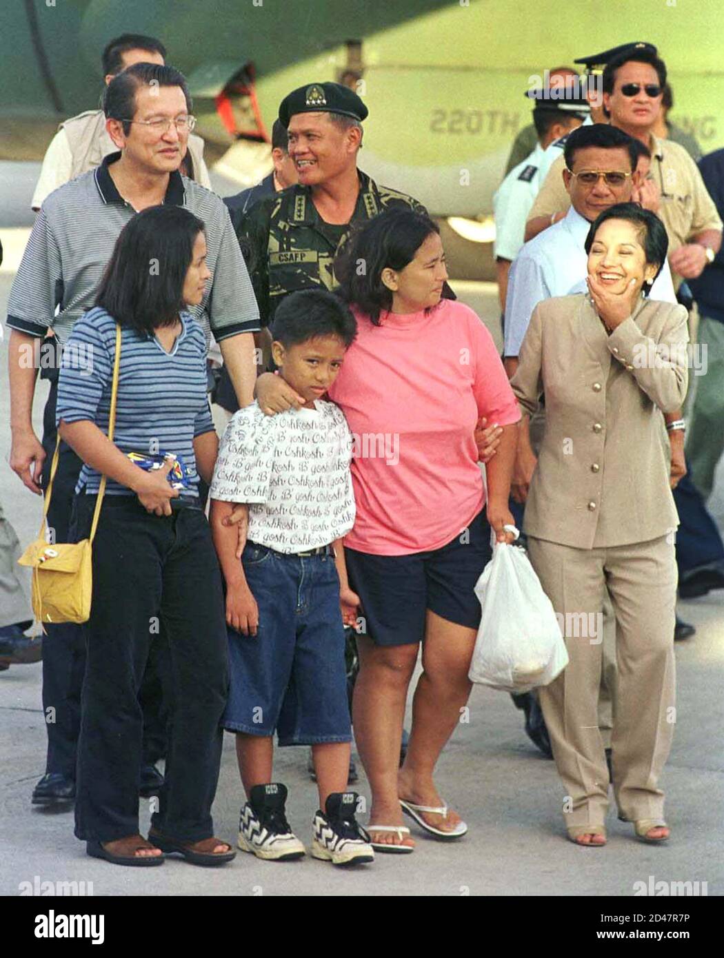 Filipinos Welcomes Manila High Resolution Stock Photography and Images ...