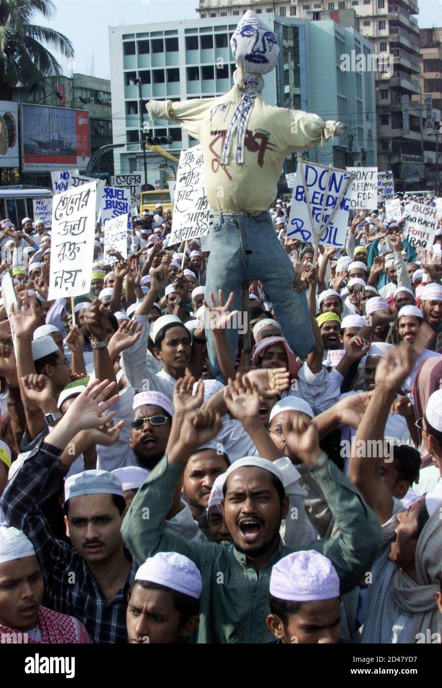 Effigy u s president george bush hi-res stock photography and images ...