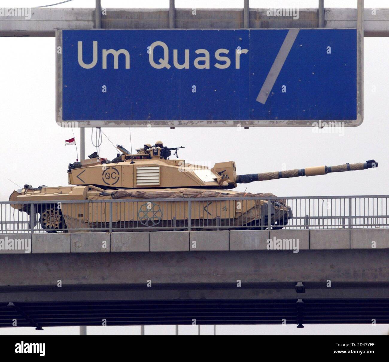 British tank iraq hi-res stock photography and images - Alamy