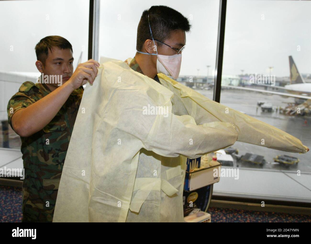 Armed Paramedic High Resolution Stock Photography and Images - Alamy