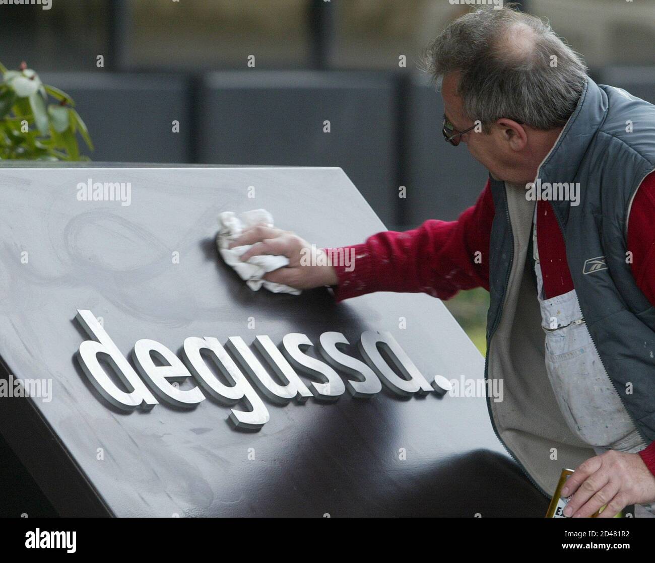 Logo man ag on man hi-res stock photography and images - Alamy