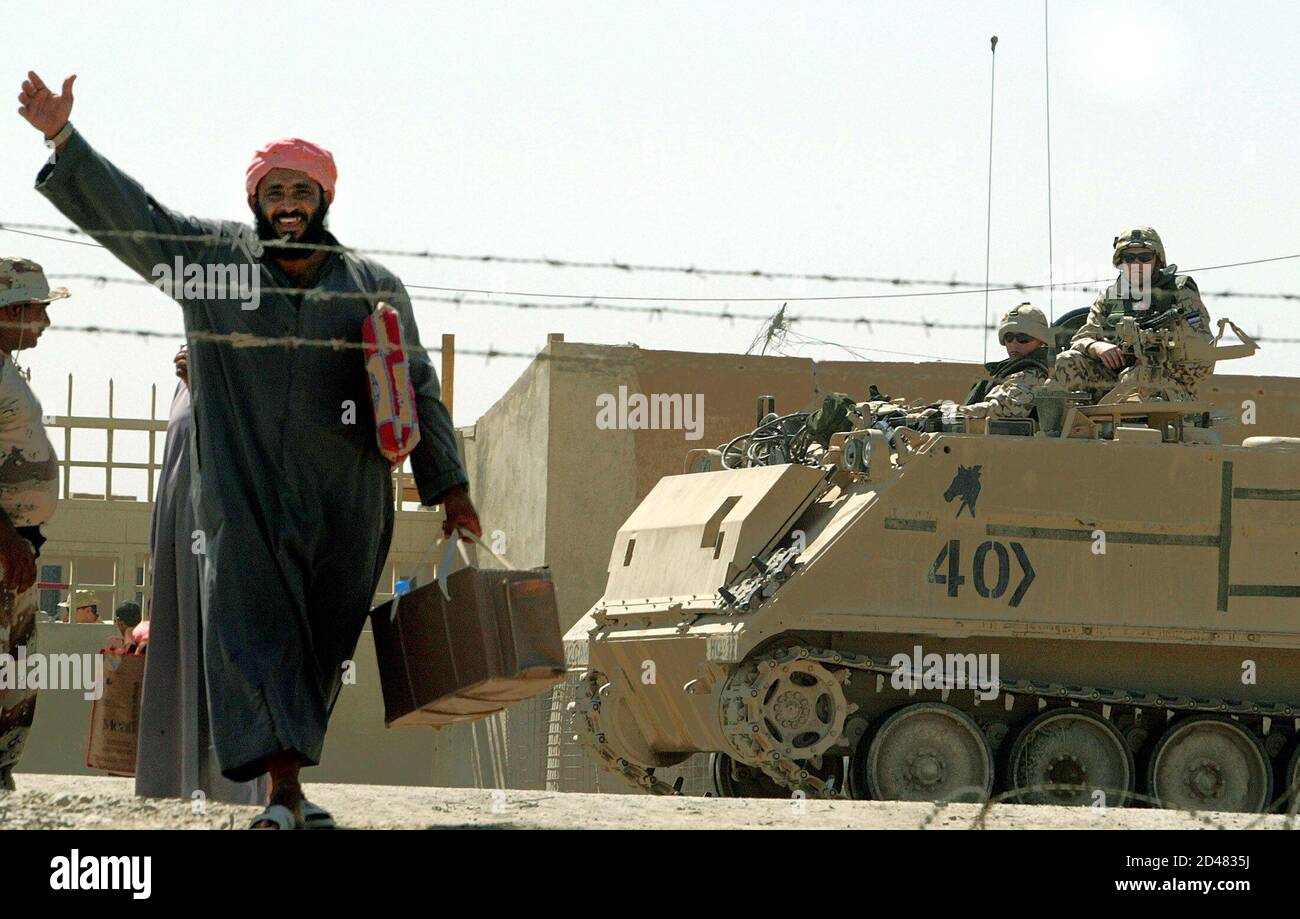 Prisoner abuse in iraq hi-res stock photography and images - Alamy