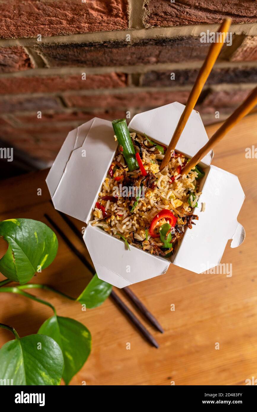 Fried rice in take away container hi-res stock photography and images ...