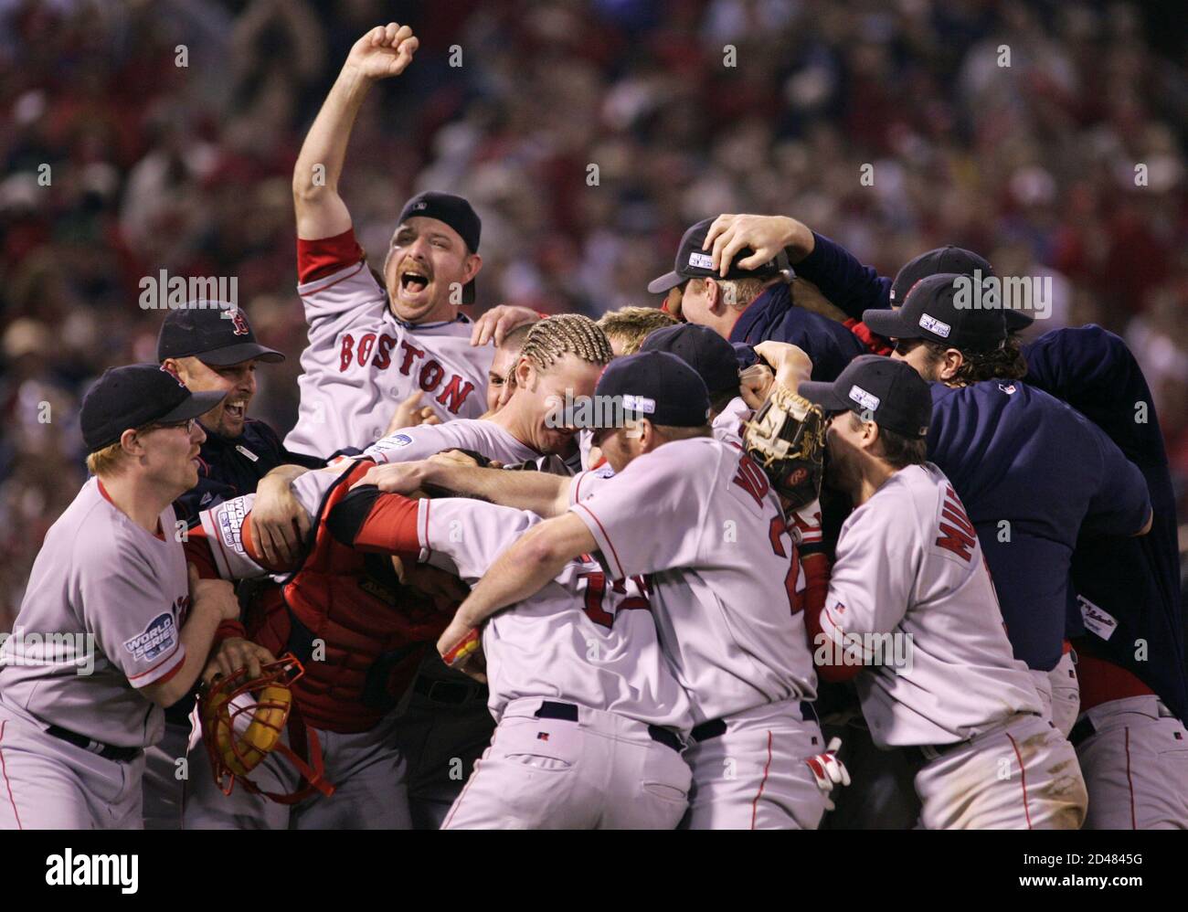 2004 world series red sox win hi-res stock photography and images - Alamy