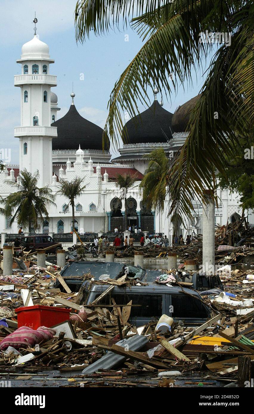 Banda aceh tsunami damage hi-res stock photography and images - Alamy
