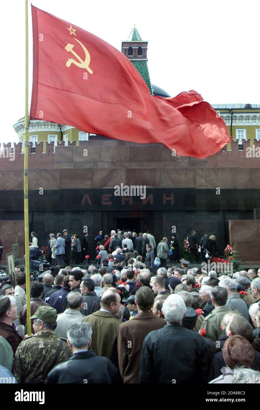 Line to lenin's mausoleum hi-res stock photography and images - Alamy