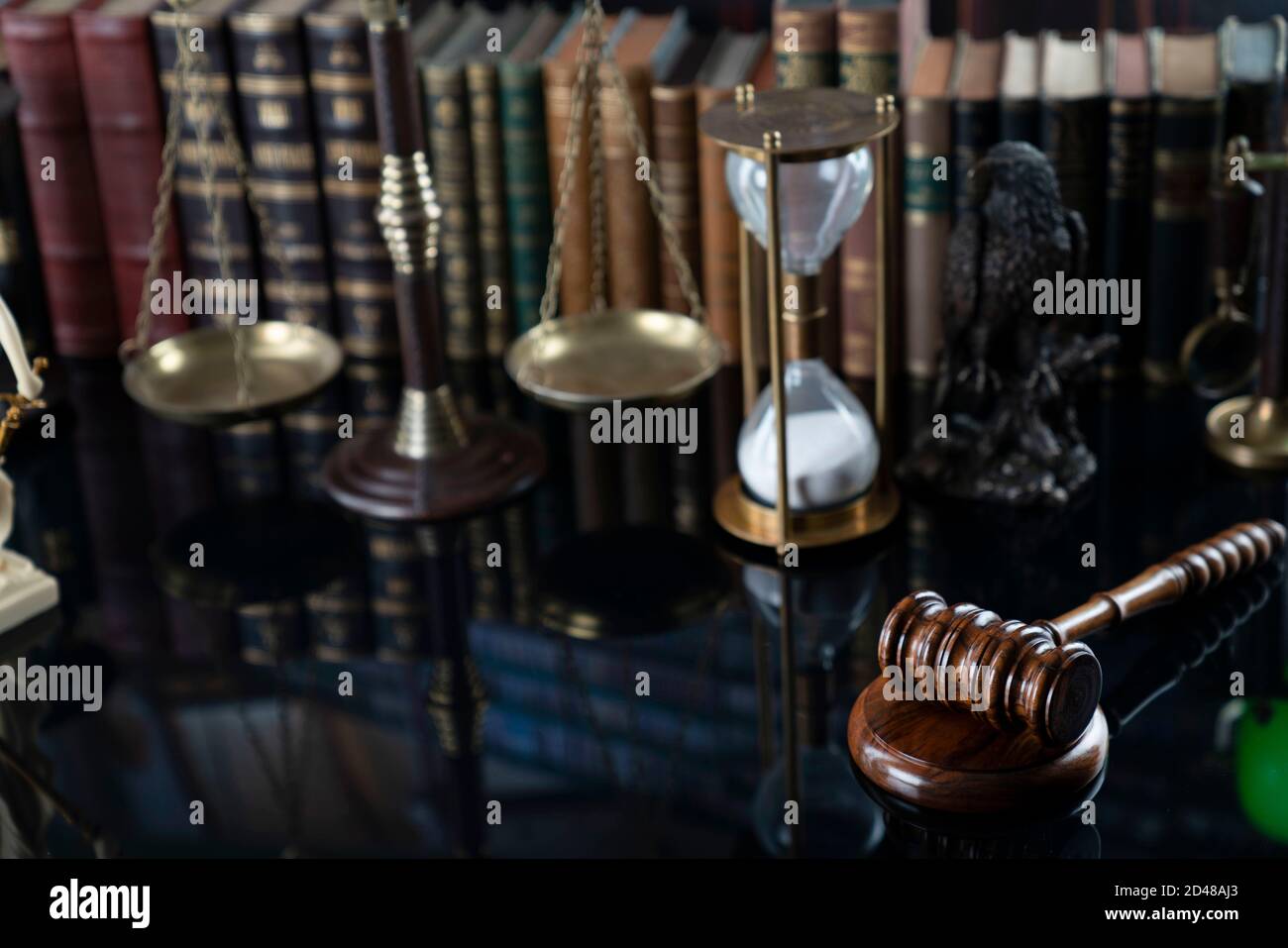 Law and justice concept. Gavel of the jugde, Themis sculpture and scale ...