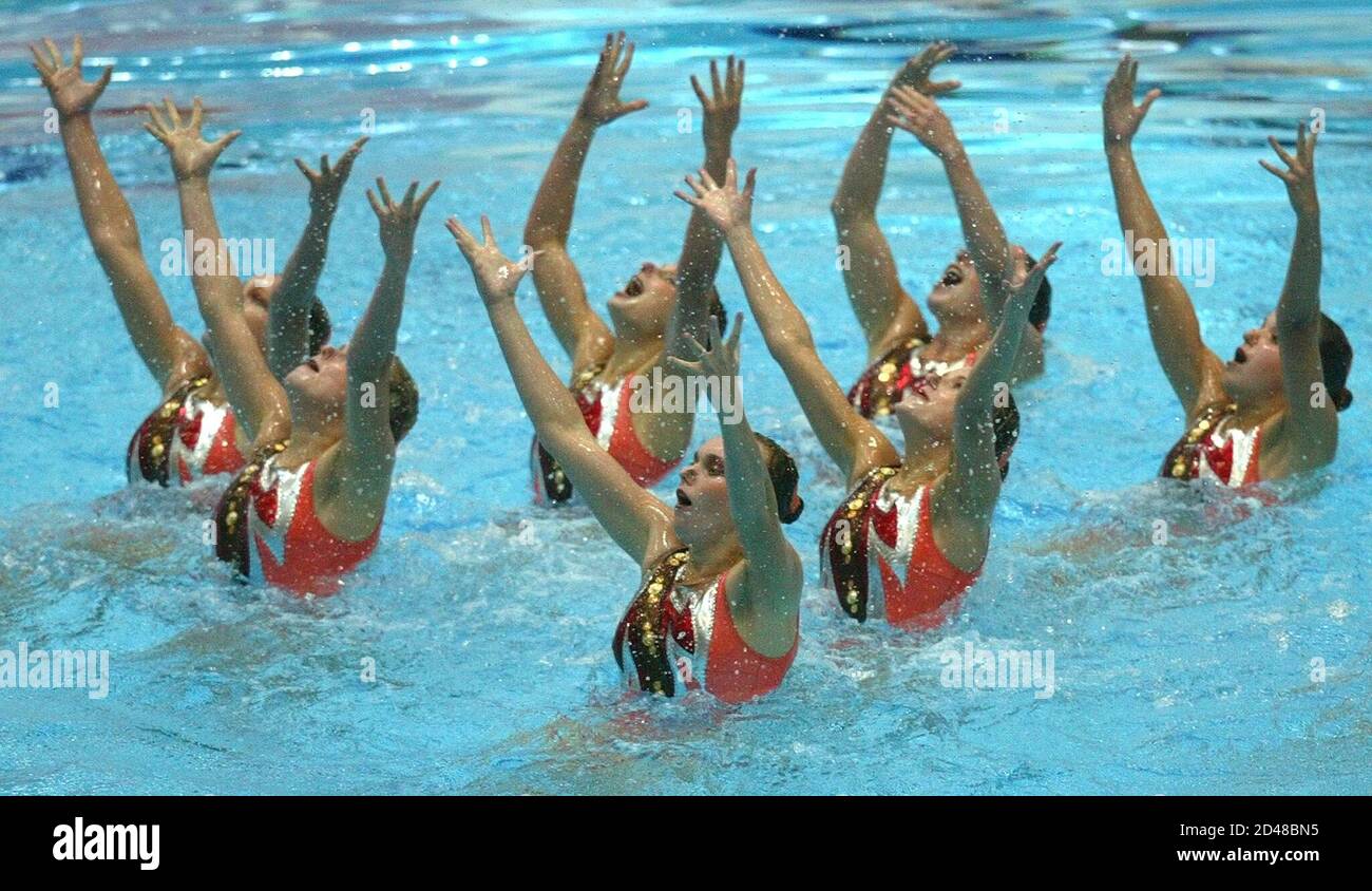 Russian synchronized swimming team gold hi-res stock photography and ...