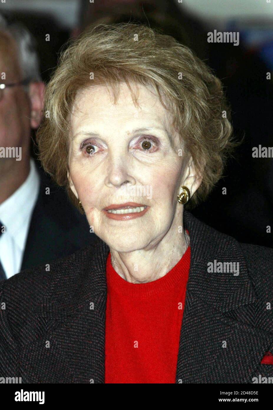 Women desert storm hi-res stock photography and images - Alamy