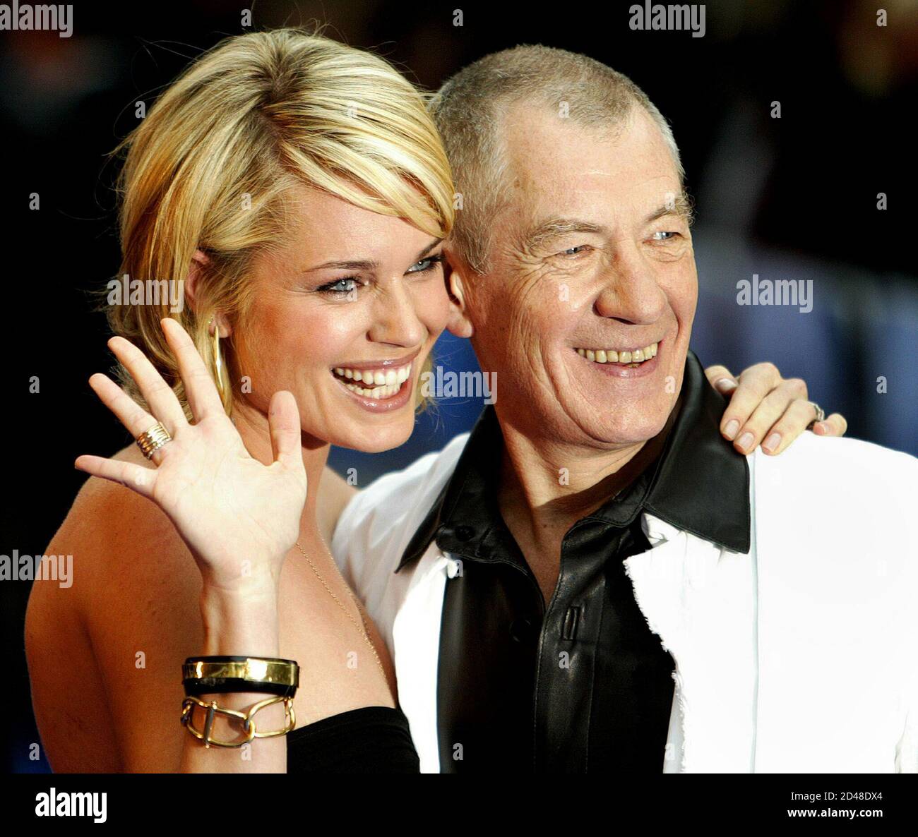 Rebecca romijn x men (2000) hi-res stock photography and images - Alamy