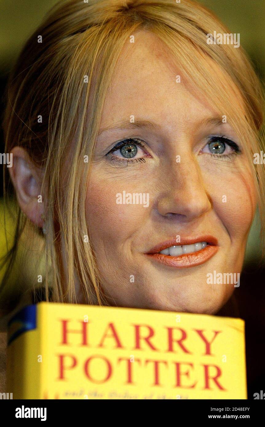 J k rowling author hi-res stock photography and images - Alamy