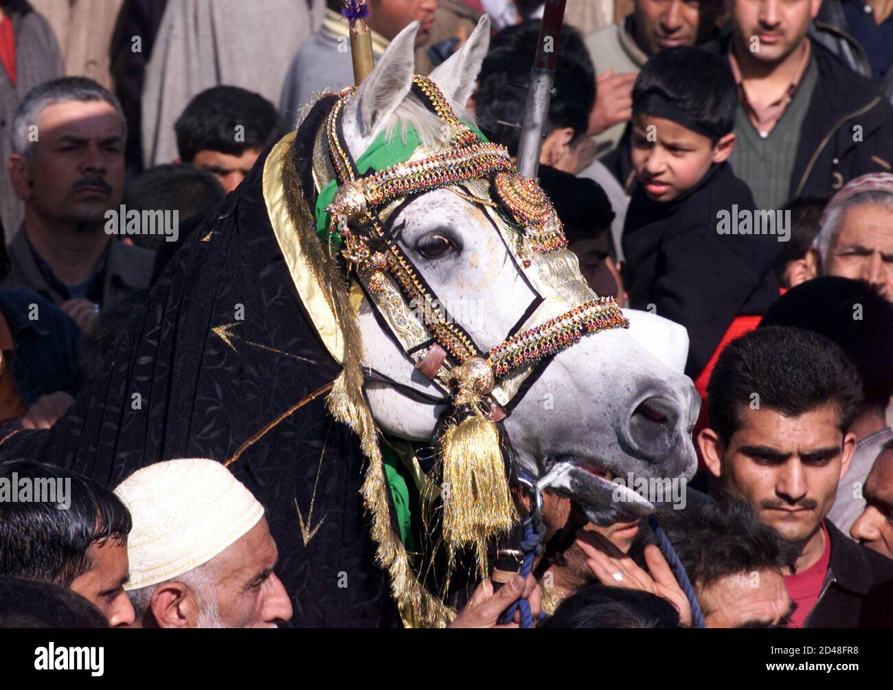 Kashmiri shia muslims hi-res stock photography and images - Alamy