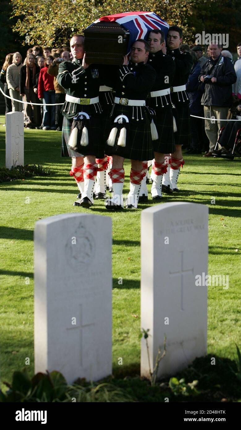 John thomson scottish hi-res stock photography and images - Alamy